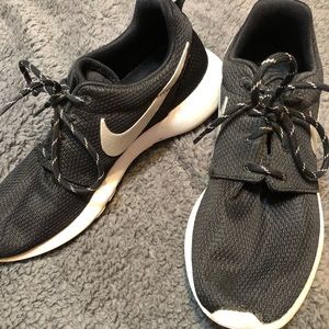 Nike Shoes for Women | Poshmark